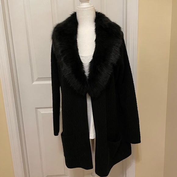 metric | Sweaters | Removable Faux Fur Collar Sweater Topper | Poshmark